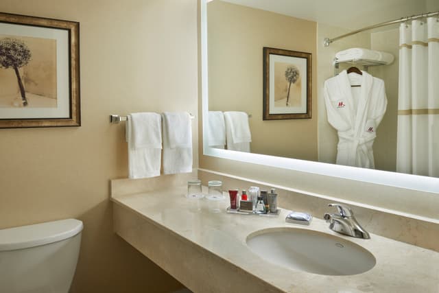 Day Use Hunt Club - Ottawa Airport | Hotel a Ore a Hunt Club - Ottawa ...